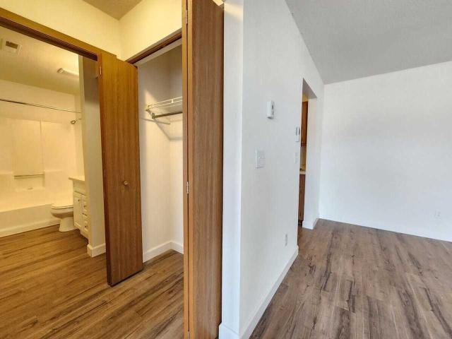 Newbury Place Apartment Homes 2 Bedroom Apartment for Rent at 8385 S Yorkshire Dr, Oak Creek, WI 53154