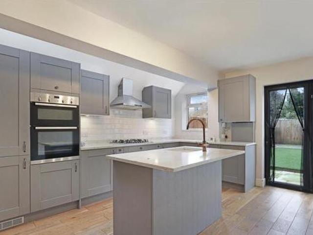 Newbury Road, Highams Park, 4 Bedroom Terraced