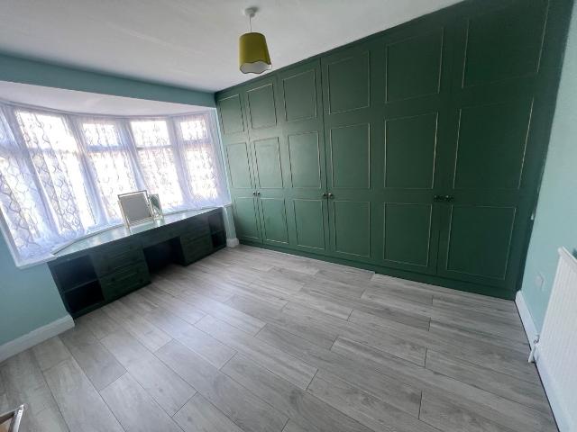 Newbury Road, Ilford IG2, 4 bed terraced house to rent, £2,600 pcm | PrimeLocation