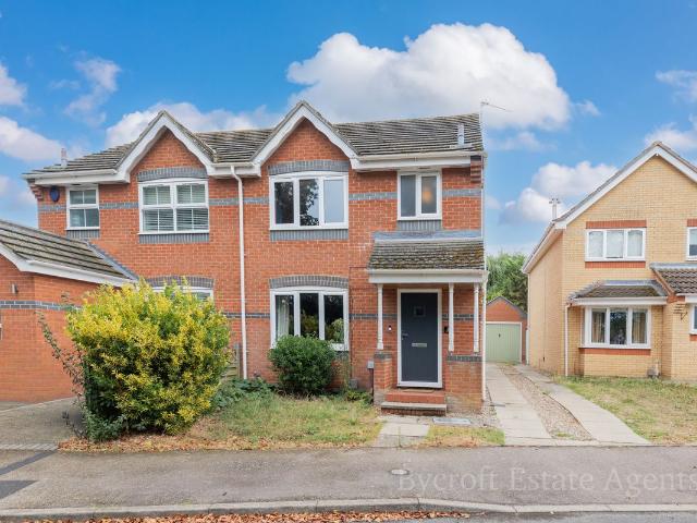 Newbury Way, Dussindale NR7, 4 bed semi detached house to rent, £1,450 pcm | PrimeLocation
