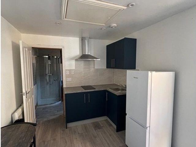 Newburgh Road, Grays RM17, Studio to rent, £1,000 pcm | PrimeLocation