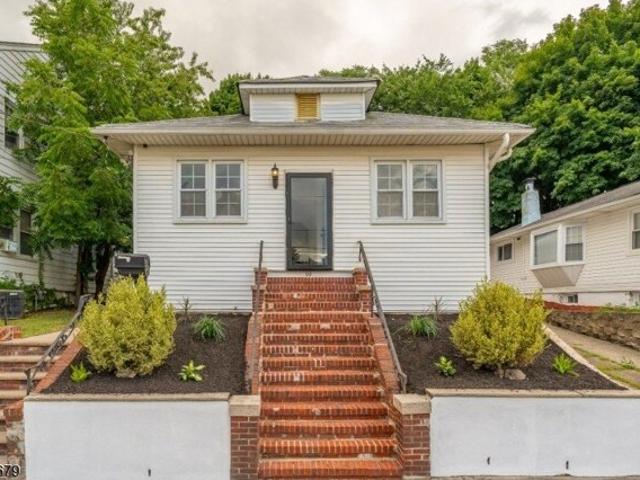 Newby Ave, Woodland Park, Home For Sale