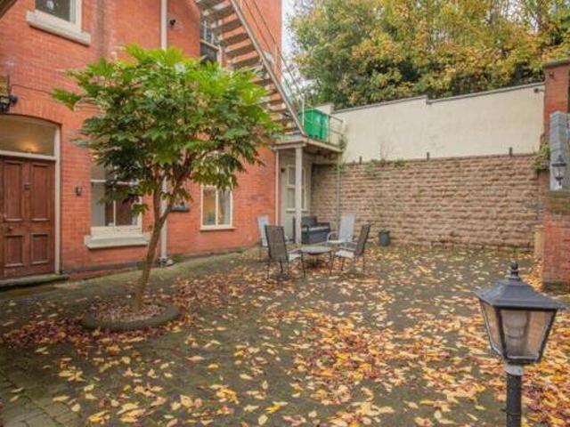 Newcastle Drive, Nottingham, 2 Bedroom Flat