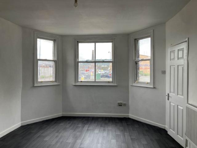 Newcastle Street, Stoke On Trent ST6, Studio to rent, £475 pcm | PrimeLocation