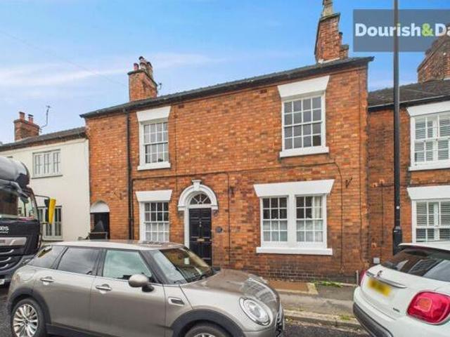 Newcastle Road, Stone, 3 Bedroom Terraced