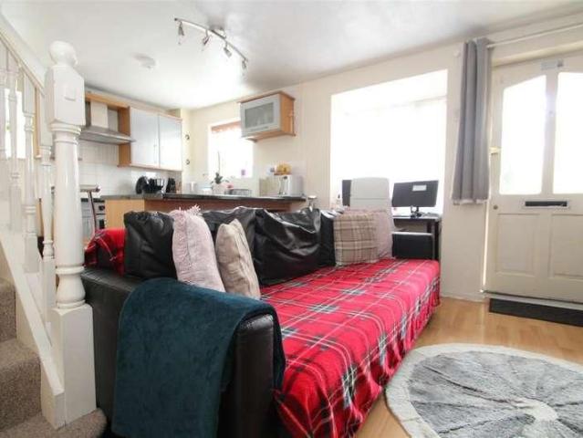 Newcombe Rise, Yiewsley, West Drayton, UB7
