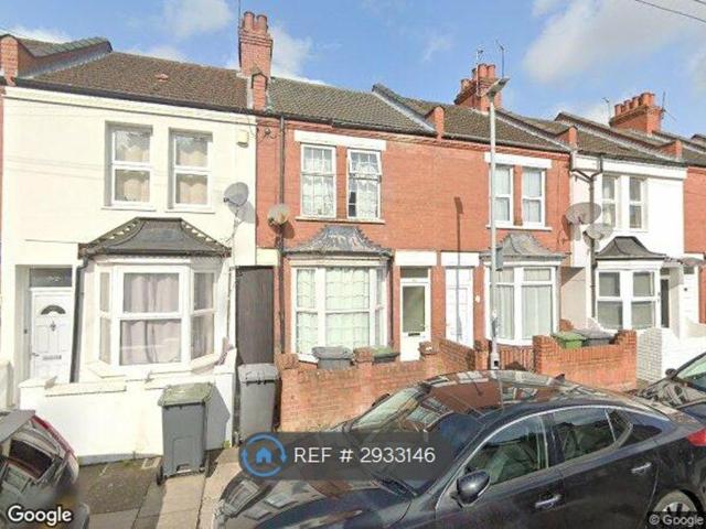 Newcombe Road, Luton LU1, 3 bed terraced house to rent, £1,050 pcm | PrimeLocation