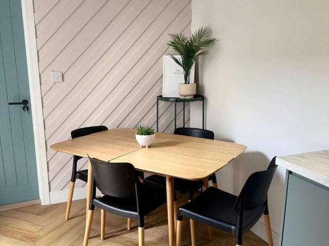 Newcome Road Room 4