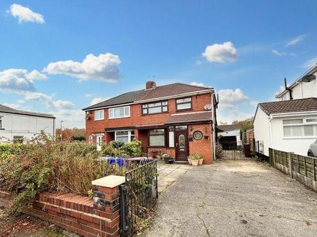 Newearth Road, Worsley, 3 Bedroom Property
