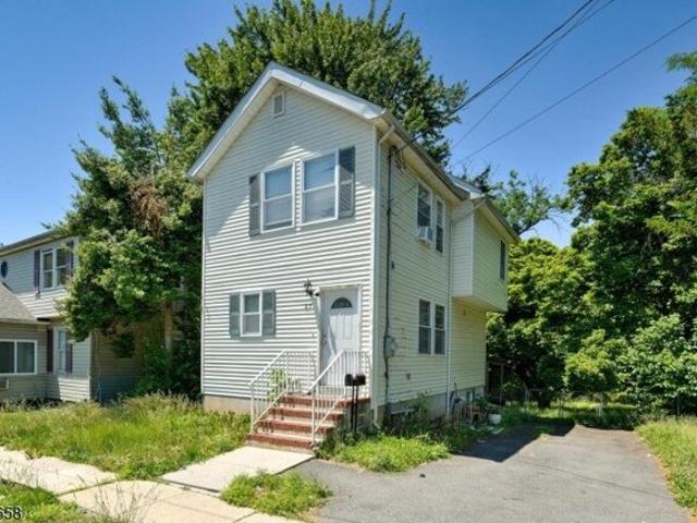 Newell Ave, New Brunswick, Home For Sale