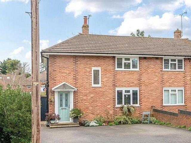 Newenham Road, Great Bookham, 3 Bedroom Semi detached