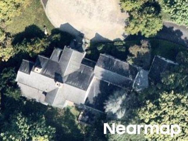 Newfield Ave