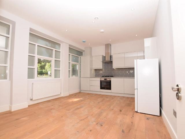 Newfoundland Circus, Bristol BS2, 1 bed flat to rent, £1,300 pcm | PrimeLocation