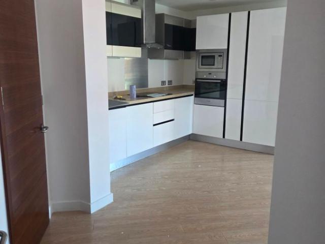 Newgate, Croydon CR0, 2 bed flat to rent, £1,700 pcm | PrimeLocation