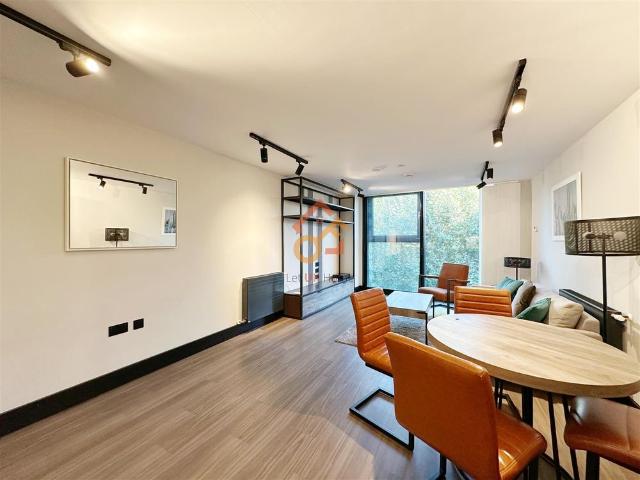 Newham's Yard, 153 Tower Bridge Road, London SE1