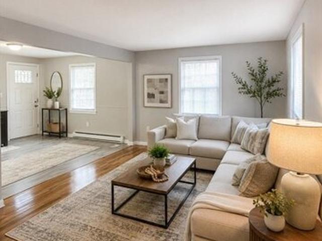 Newhall St, Springfield, Home For Sale