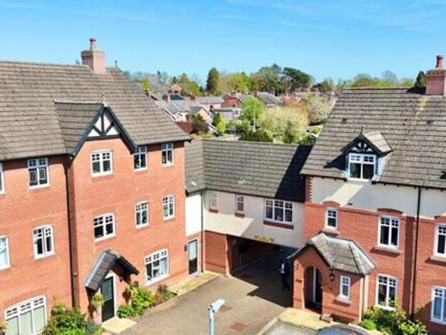 Newhaven Court, Nantwich, 3 Bedroom Terraced