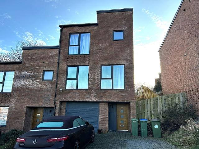 Newhaven, East Sussex BN9, 3 bed town house to rent, £1,800 pcm | PrimeLocation