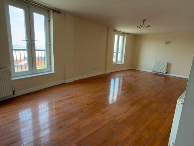Newhaven Place, Newhaven, Edinburgh EH6, 3 bed flat to rent, £1,450 pcm | PrimeLocation