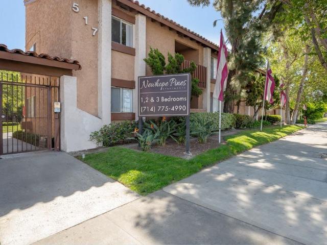 Newhope Pines Apartments 1 Bedroom Apartment for Rent at 517 S Newhope St, Santa Ana, CA 92704 West Side