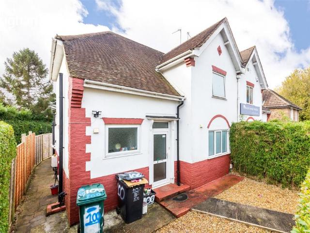 Newick Road, Brighton BN1 6 bed semi detached house to rent £3,120 pcm £720 pw