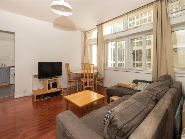 Newington Causeway, London, SE1 6BT