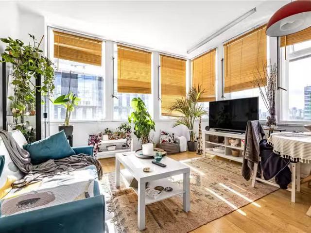 Newington Causeway, London, SE1 6DB