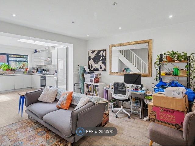 Newington Green Road, London N1, 3 bed maisonette to rent, £4,250 pcm | PrimeLocation