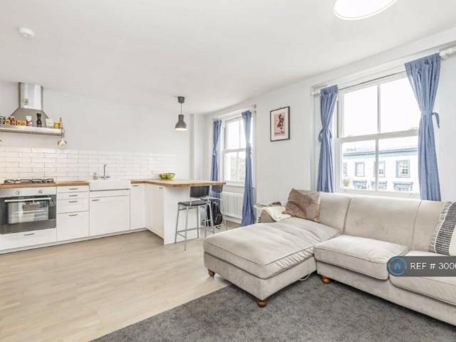 Newington Green Road, London, N1 2 bed flat to rent £3,200 pcm £738 pw