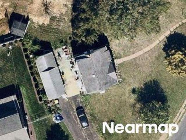 Newington Dr