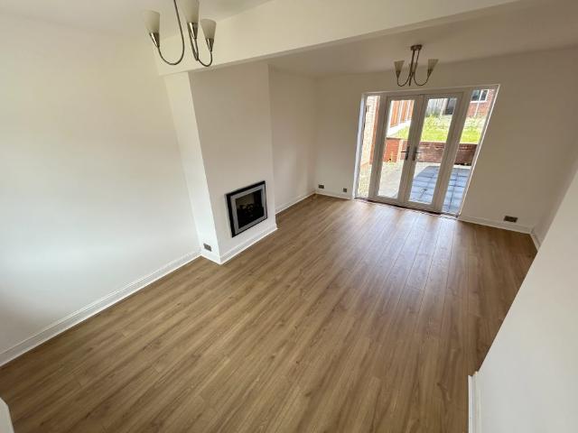 Newland Grove, Dudley