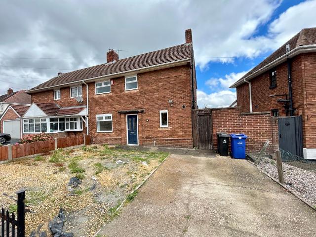 Newland Grove, Dudley DY2, 3 bed semi detached house to rent, £1,250 pcm | PrimeLocation