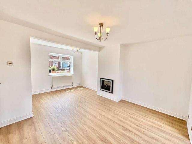 Newland Grove, Dudley, DY2