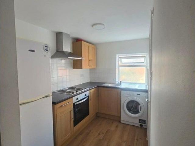 Newland St, Rugby CV22, 1 bed flat to rent, £725 pcm | PrimeLocation