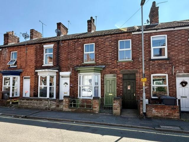 Newland Street West, Lincoln LN1, 2 bed terraced house to rent, £875 pcm | PrimeLocation