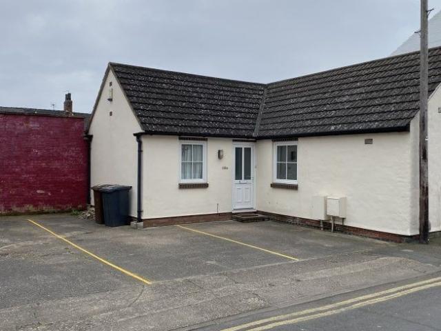 Newland Street West, Two Bed Student Property 2025/26 Two Parking Spaces Included