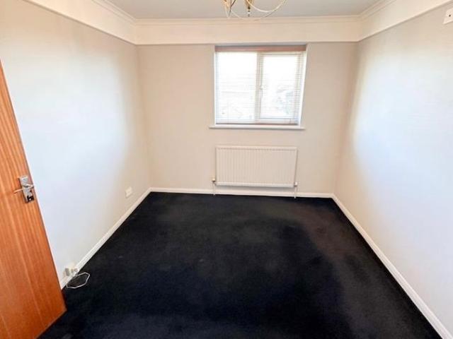Newlands, Ashford TN23, 3 bed property to rent, £1,575 pcm | PrimeLocation