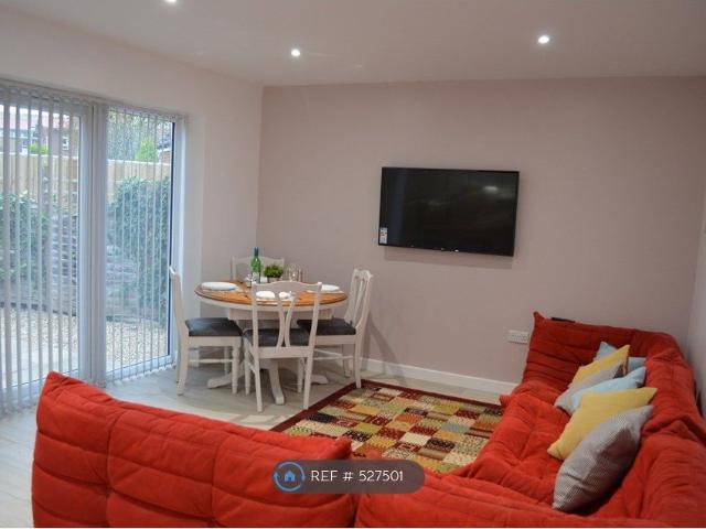 Newlands Avenue, Didcot OX11, Room to rent, £799 pcm | PrimeLocation
