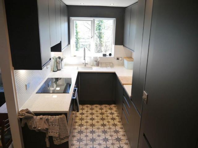 Newlands, Old Hertford Road 2 bed apartment to rent £1,695 pcm £391 pw
