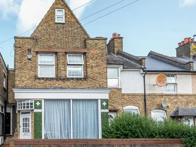 Newlands Road, London, SW16 4SR, United Kingdom | 1 bed apartment for rent #165463582 | Rentberry
