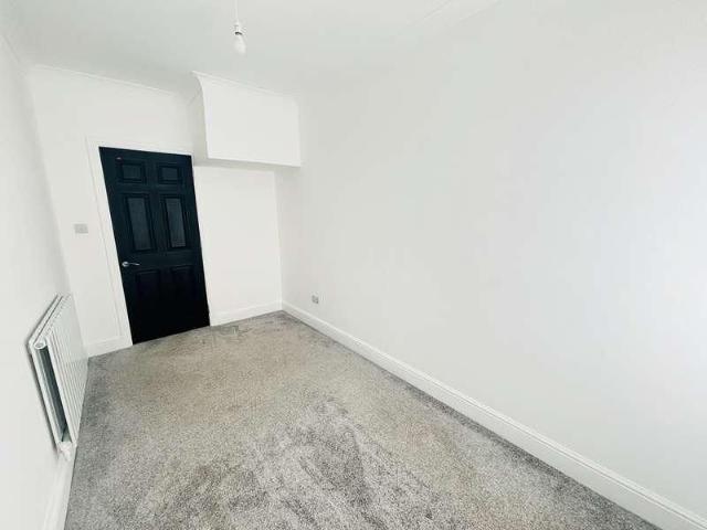 Newlands Street, CF62