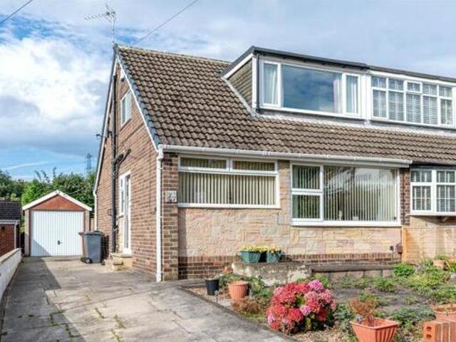 Newlay Grove, Horsforth, 3 Bedroom Bungalow