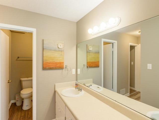 Newly updated Stone Mountain Home, just 4 min walk