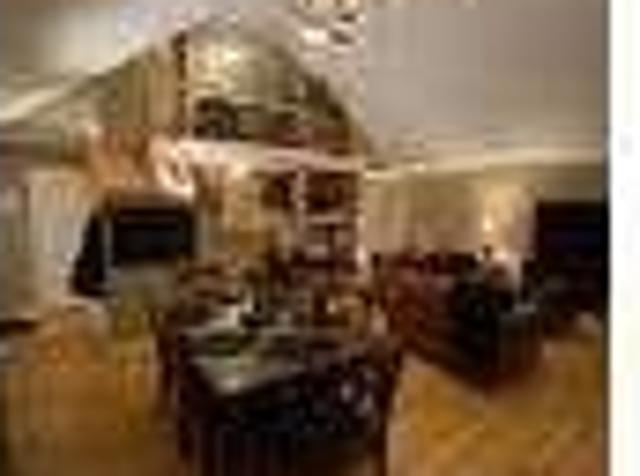 Newly updated 7 bedrooms Big Indian home