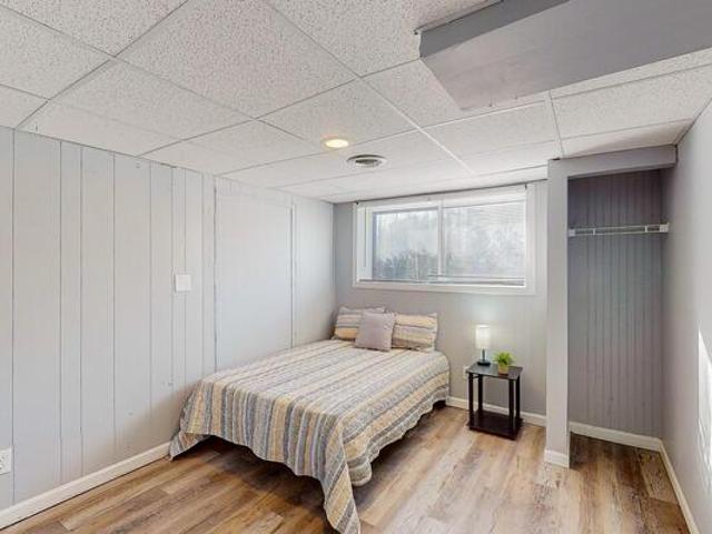 Newly upgraded Home Super High Speed Wi Fi 400MbpsCleaning Services Included Twice a monthLess than 4 miles from the AirportClose to Public Transportation Easy access to the Highway 85 Parking spots available Smart Lock Rooms