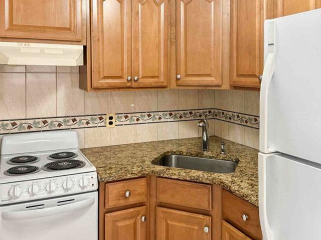 Newly available basement unit for rent in ChillumM