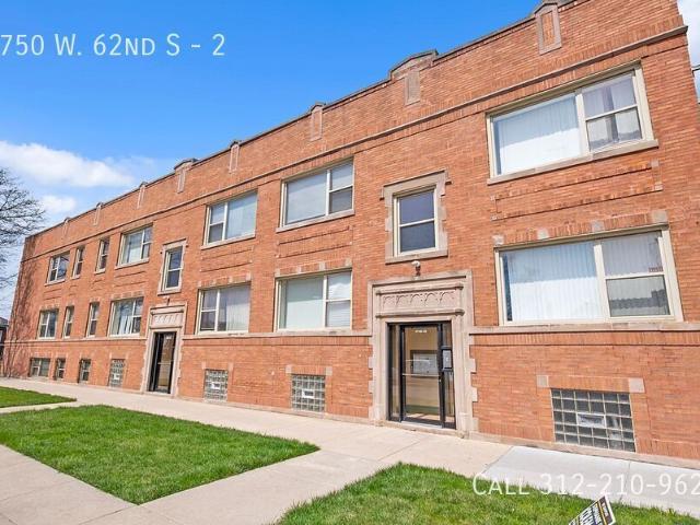 Newly Available Studio in Chicago Lawn Available Now!