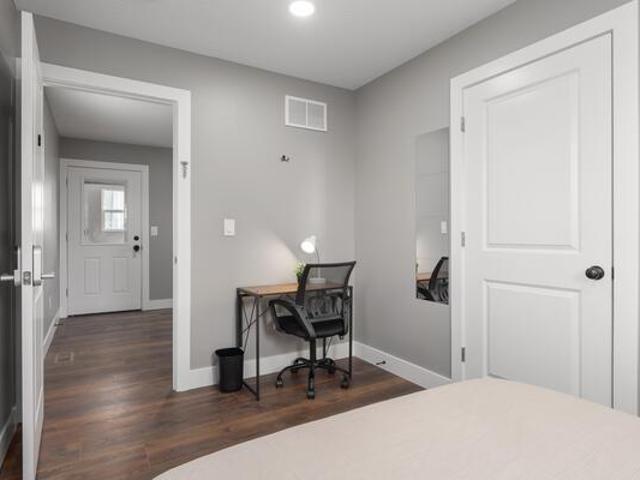 Newly Construction Apt! Private Garage Parking Cleaning + All Utilities Included Smart Locks FAST WiFi Backyard Space 8min to Downtown 15min CMH