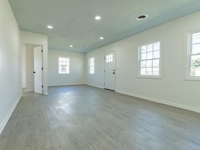 Newly Re designed home N.Chas!
