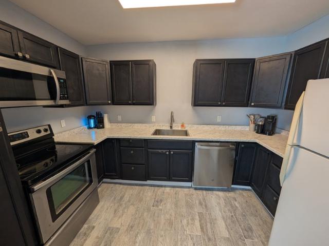 Newly remodeled 1 BR 1 bath with laundry!